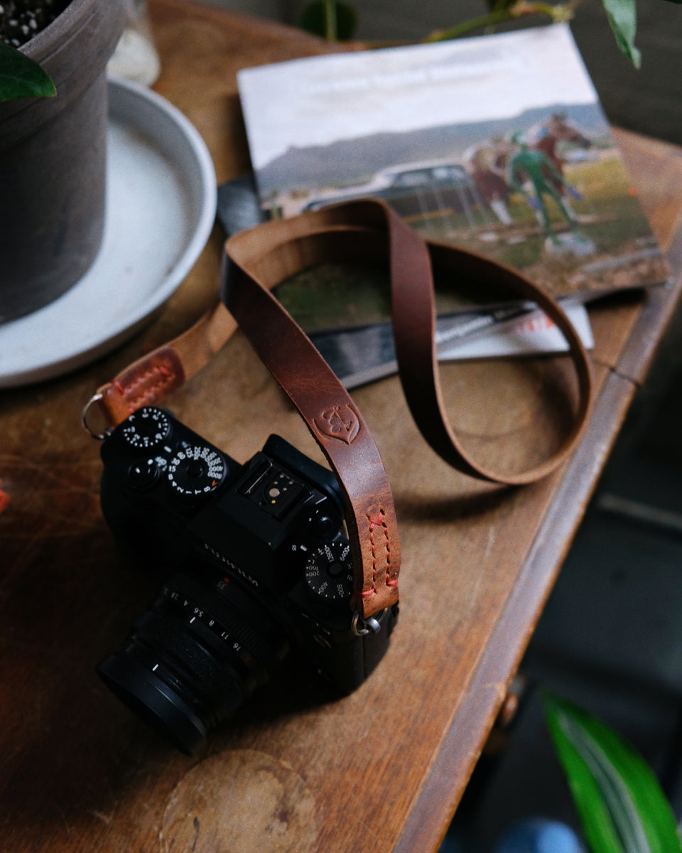 LEGACY classic wide camera strap – TAP & DYE